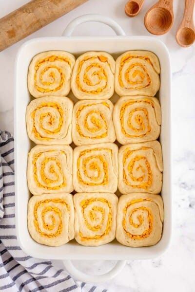 Garlic Cheese Bread (Rolls) Recipe - Kylee Cooks