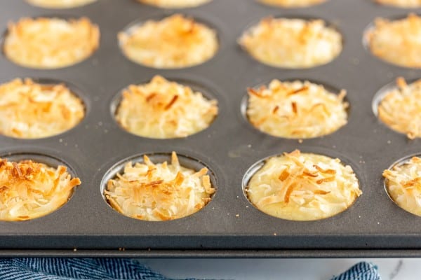 Coconut Pineapple Cheesecake (Minis) - Kylee Cooks