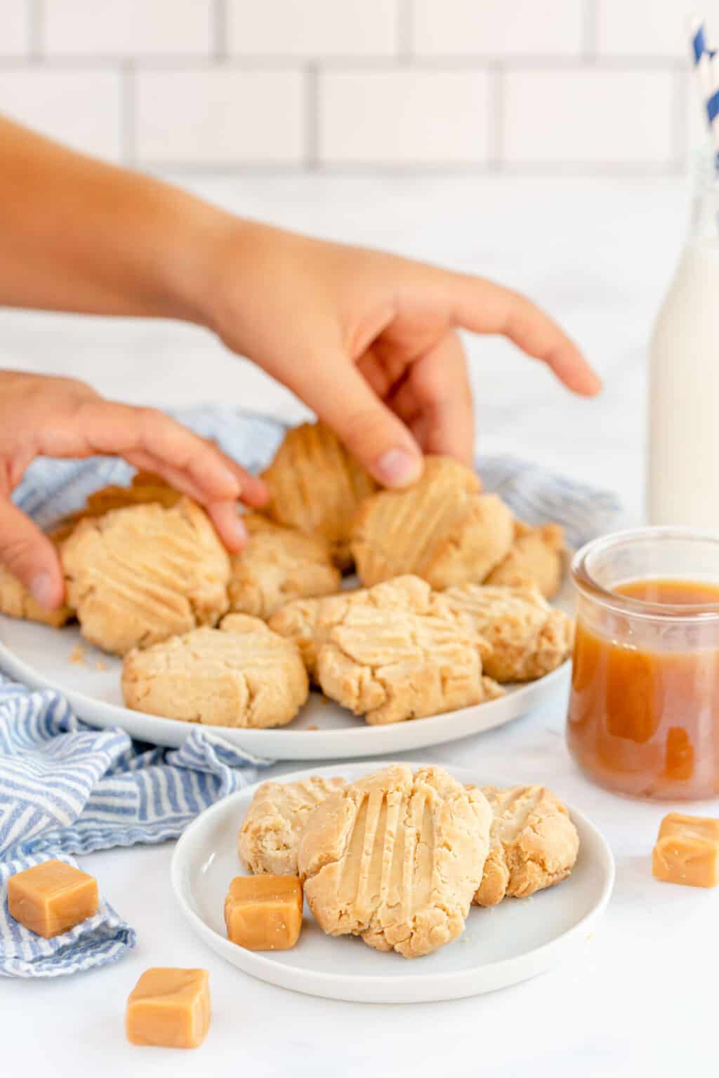 Simple Caramel Cookies - Kylee Cooks