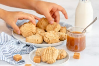 Simple Caramel Cookies - Kylee Cooks