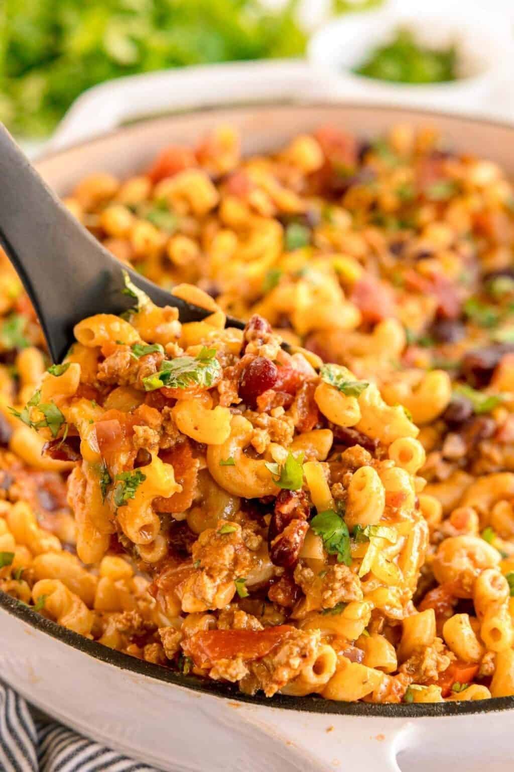 Turkey Chili Mac and Cheese (One Pot Meal) - Kylee Cooks