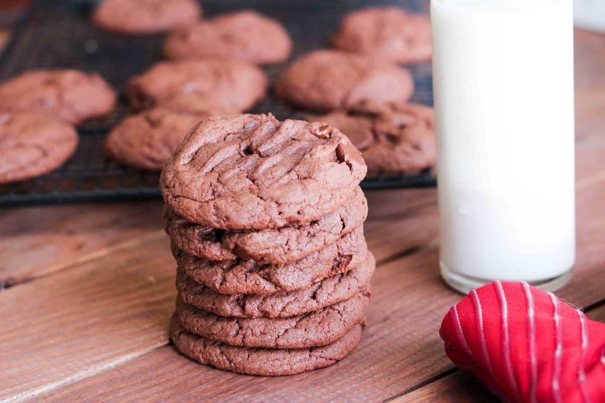 Chocolate Cake Mix Cookies Recipe (aka Cheater Cookies!) - Kylee Cooks