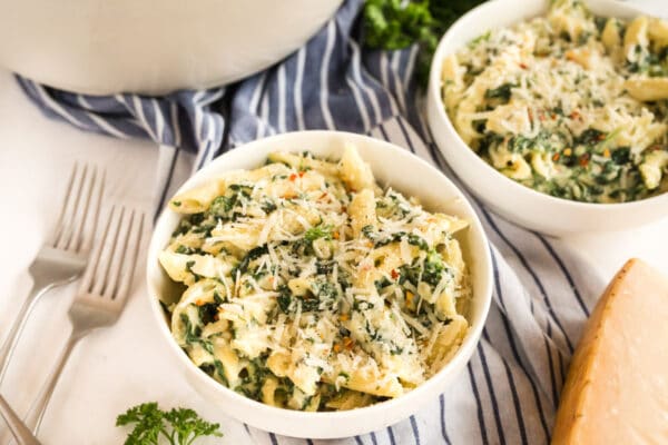 Pasta Florentine (Vegetarian) - Kylee Cooks