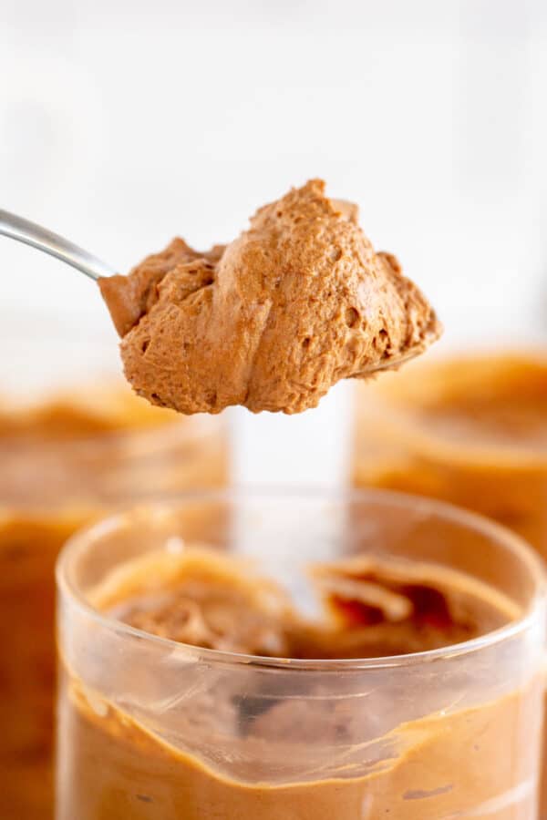 Chocolate Coffee Mousse (5 Ingredients!) - Kylee Cooks