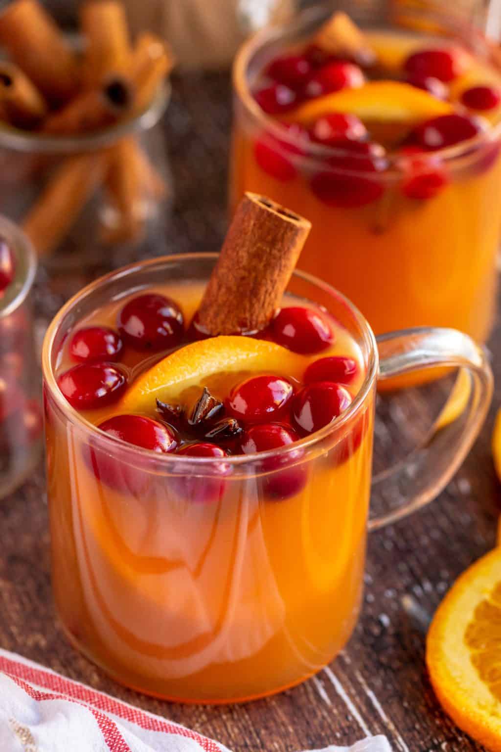 Mulled Apple Cider Recipe (Slow Cooker) - Kylee Cooks