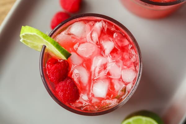 Raspberry Limeade - Kylee Cooks