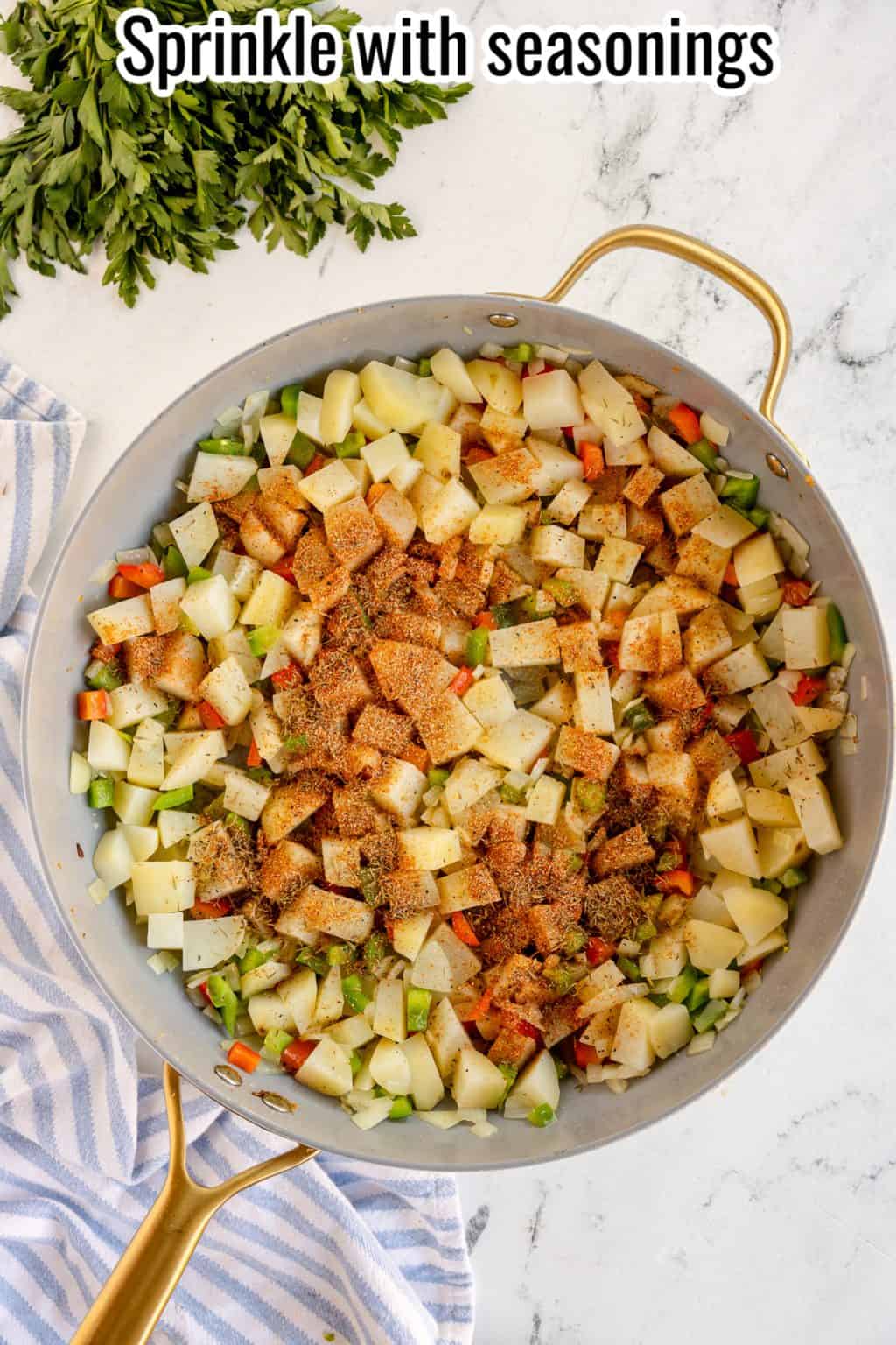 Crispy Breakfast Potatoes (Potatoes O'Brien) - Kylee Cooks