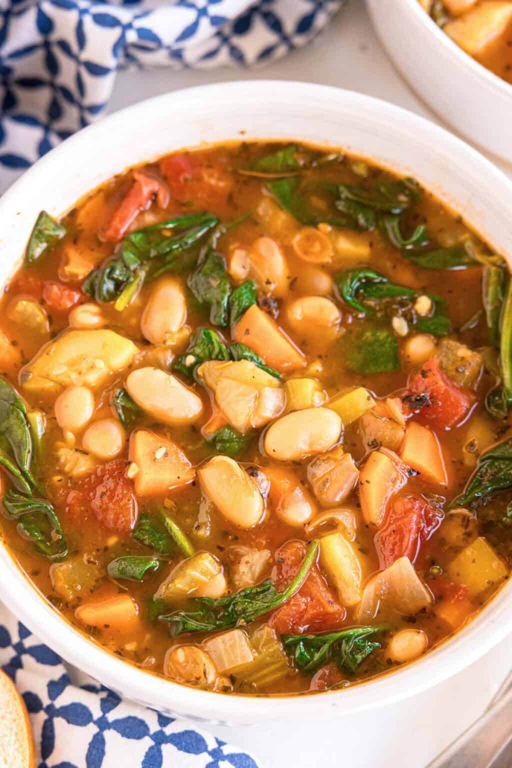 Hearty Tuscan White Bean Soup - Kylee Cooks