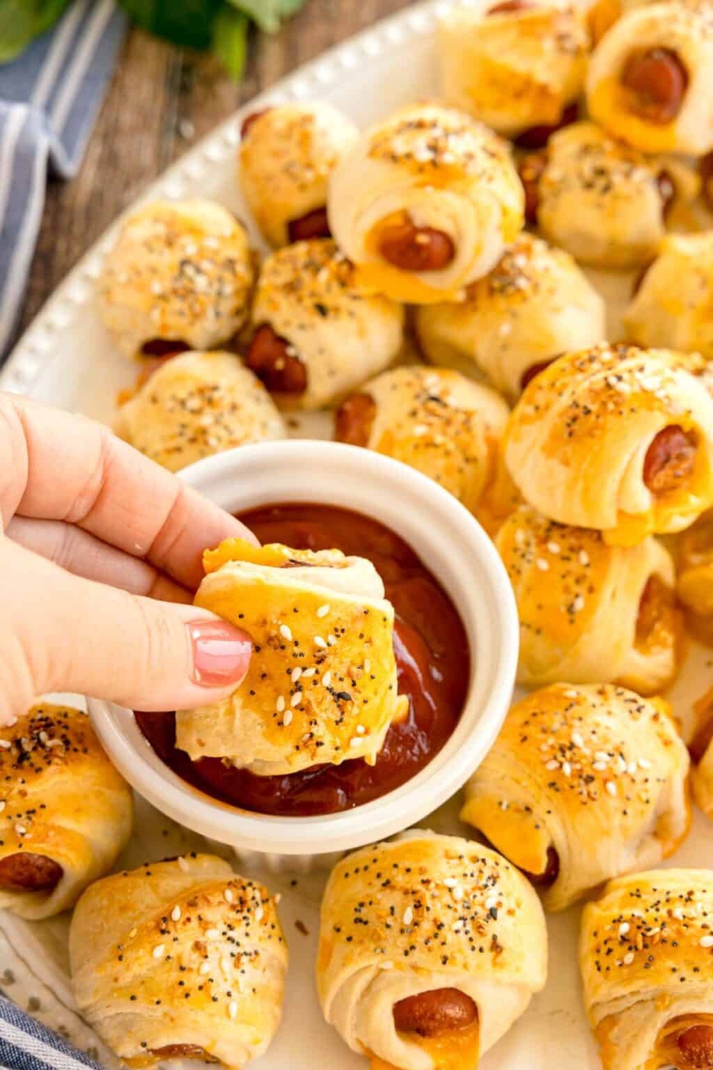Easy Crescent Roll Pigs in a Blanket Recipe | Kylee Cooks