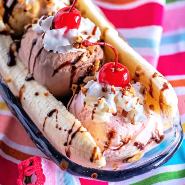 How to Make a Banana Split - Kylee Cooks